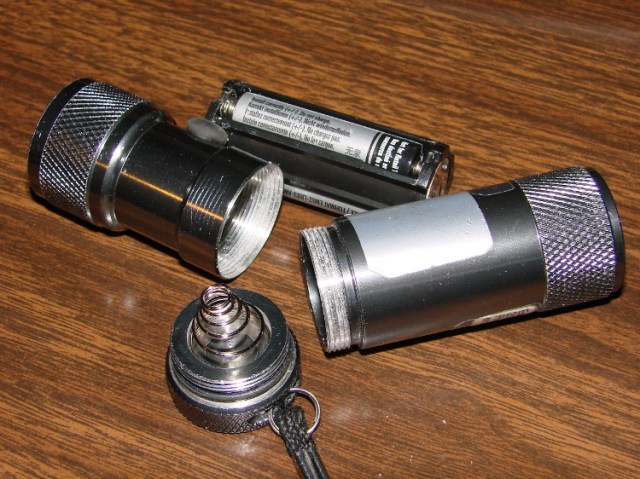 LED Flashlight Disassembly – The Smell of Molten Projects in the Morning