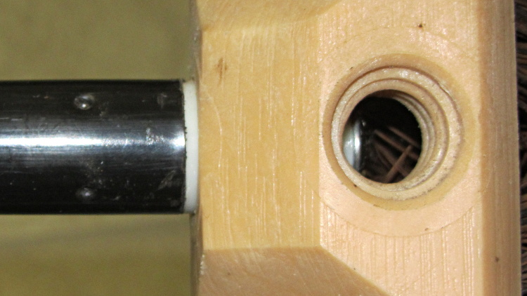 Broom Handle Screw Thread: Replacement Plug – The Smell of Molten ...