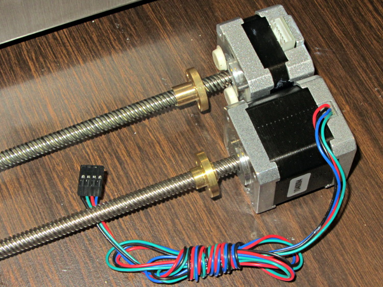 Makergear M2: Z Axis Stepper Motor Transplant – The Smell of Molten ...