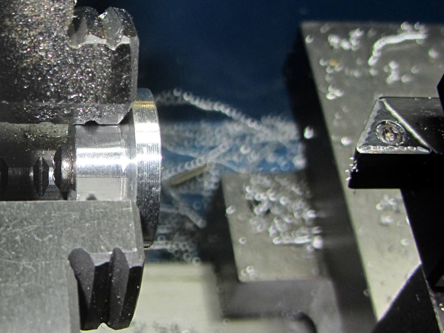 Screw Cutting Fixture: Not Quite Right – The Smell of Molten Projects ...