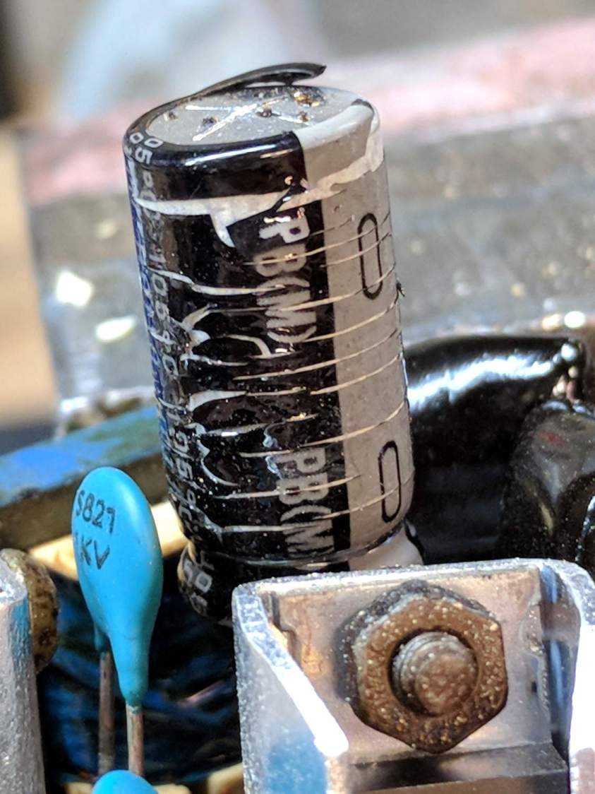 Compact Fluorescent Bulb Autopsy – The Smell of Molten Projects in the ...