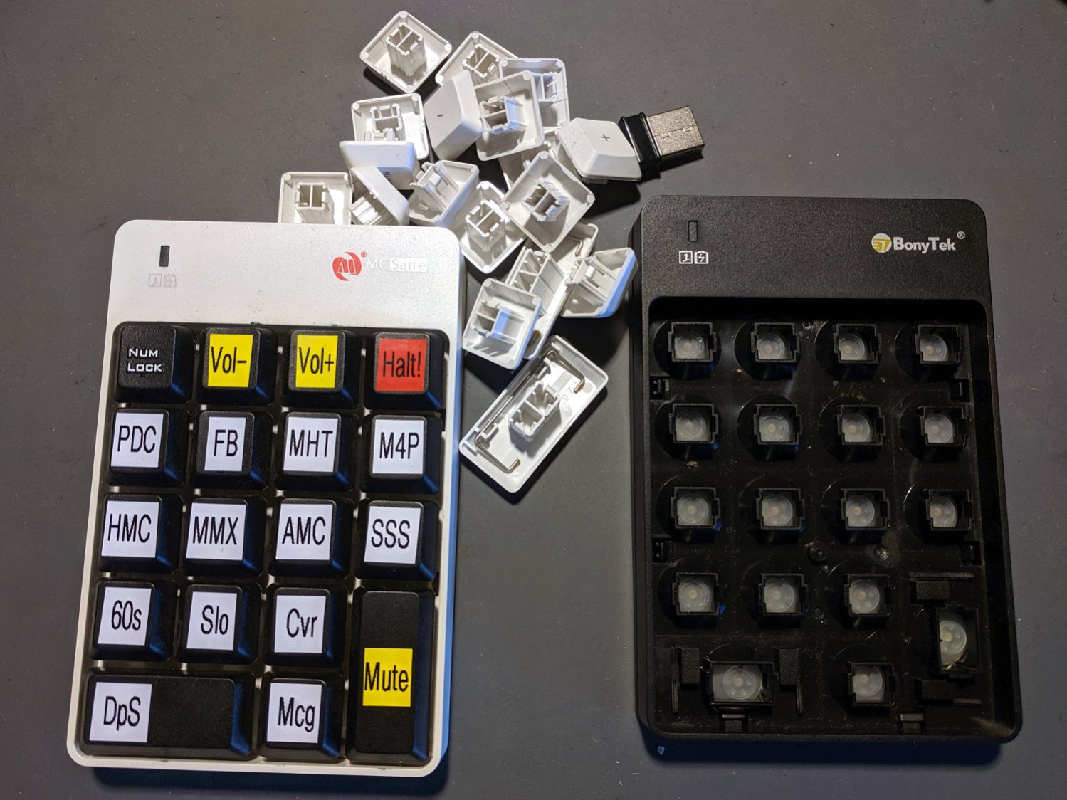 Wireless Keypad Cap Swap – The Smell of Molten Projects in the Morning