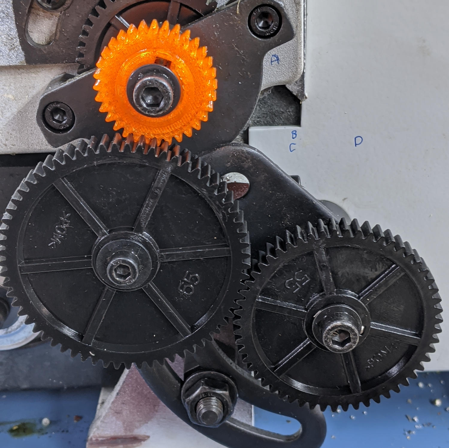 Mini-Lathe Metric Threading: 32 Tooth Gear – The Smell of Molten ...