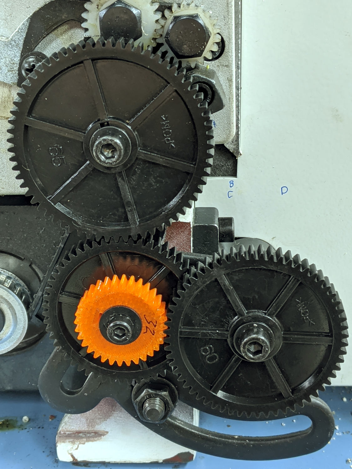 Mini-Lathe Metric Threading: 32 Tooth Gear – The Smell of Molten ...