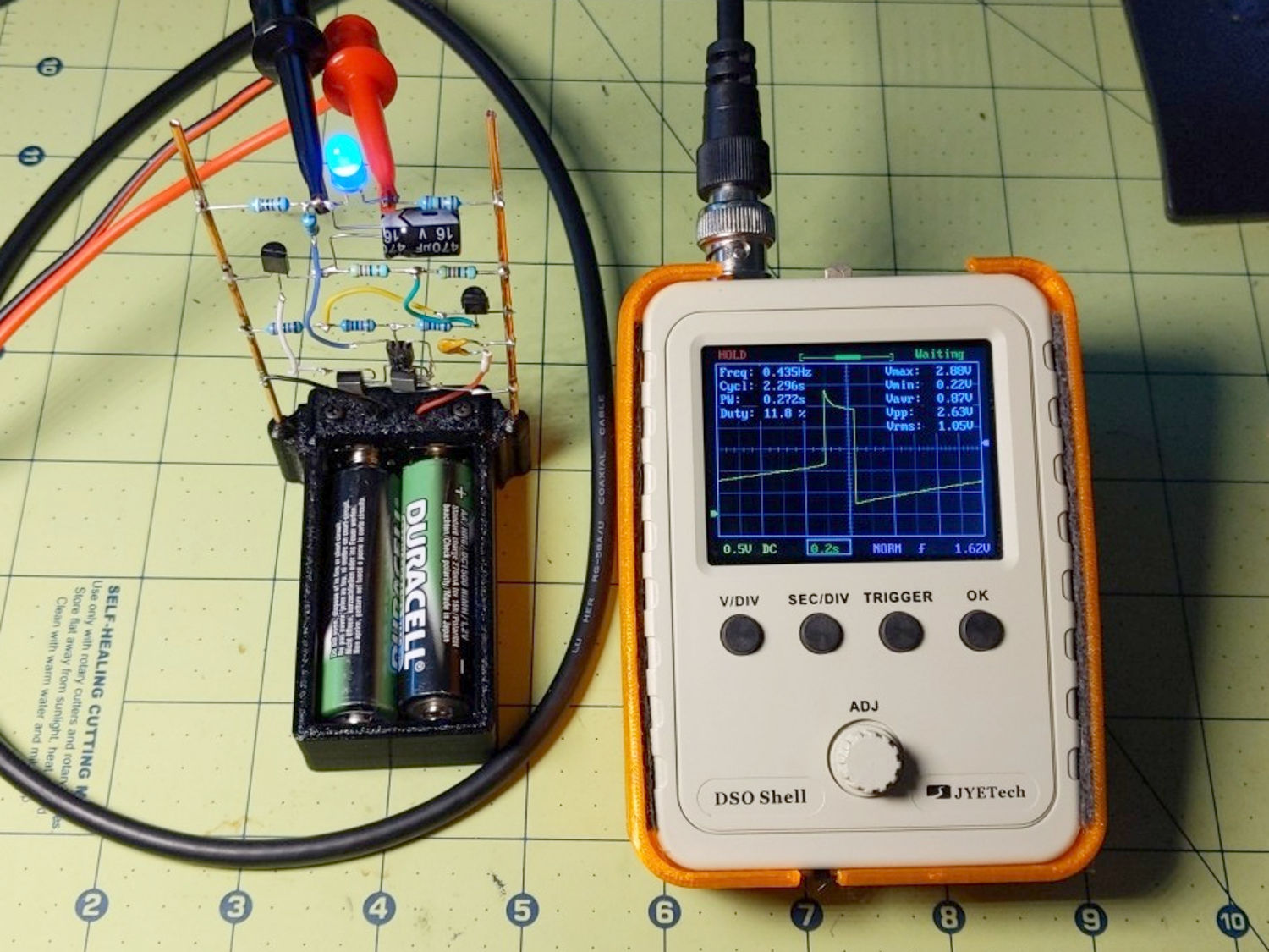 Discrete LM3909: Blue LED Waveforms – The Smell of Molten Projects in ...