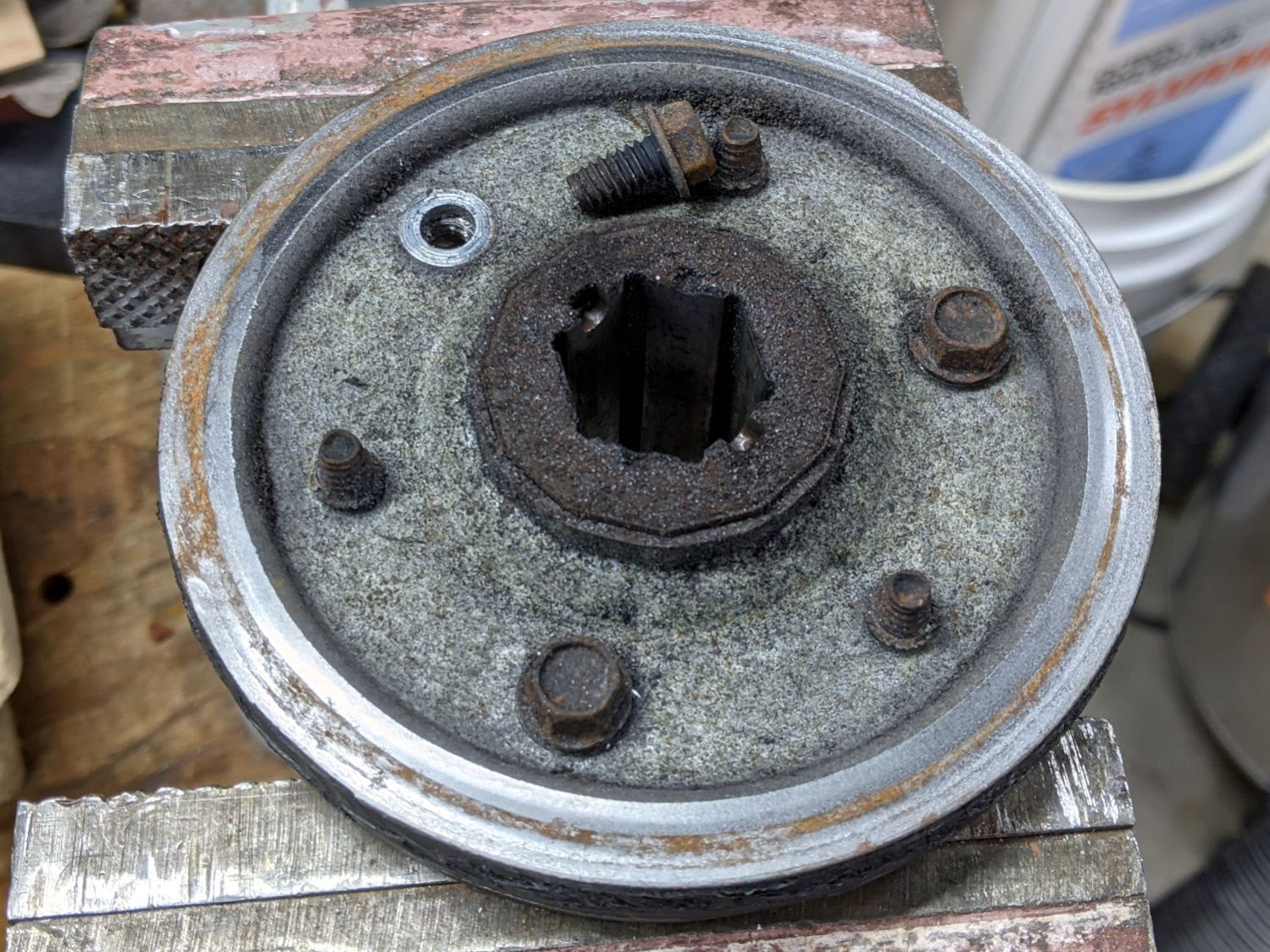 MTD Snowthrower: Friction Wheel Tire Replacement – The Smell of Molten ...