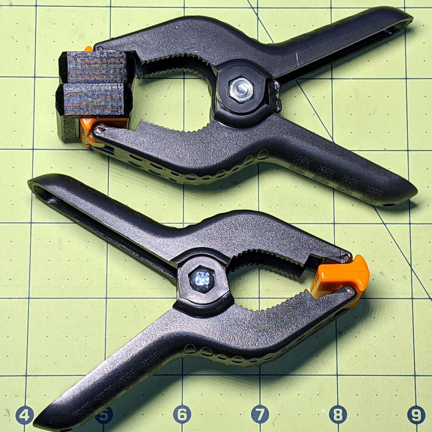 Photo Backdrop Clamp Pad Embiggening – The Smell of Molten Projects in ...