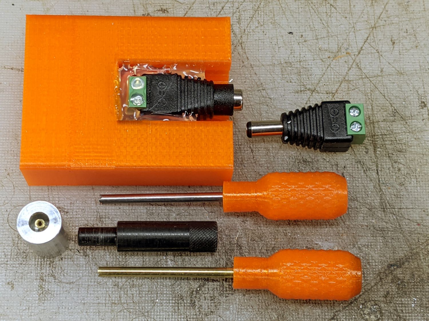 Bafang Battery Charge Port: Battery Reset Tool – The Smell of Molten ...