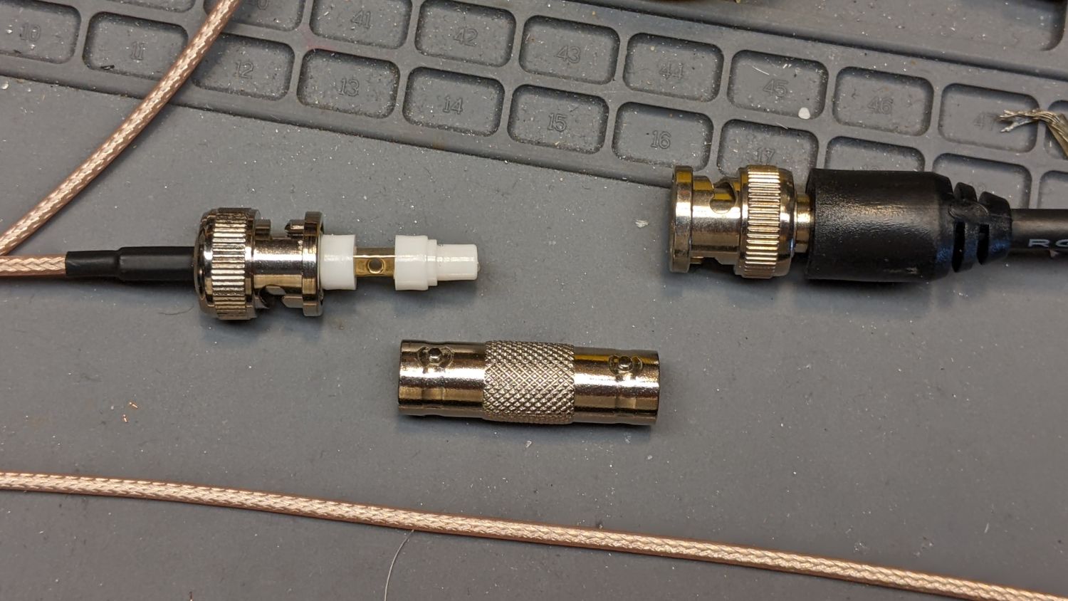 Tektronix AM503: Special Adapter and Failed BNC Bullet – The Smell of ...