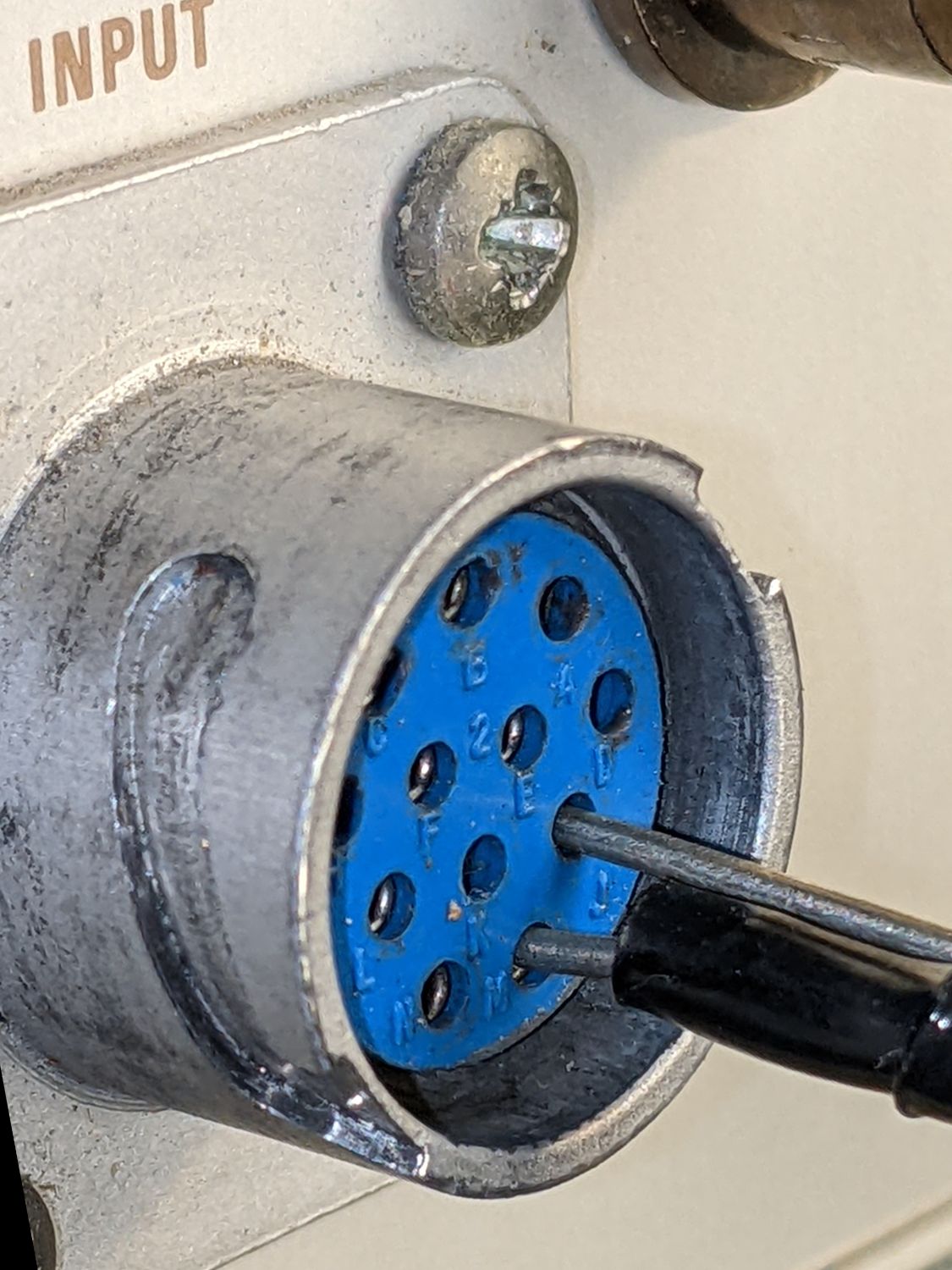 Tektronix AM503: Special Adapter and Failed BNC Bullet – The Smell of ...