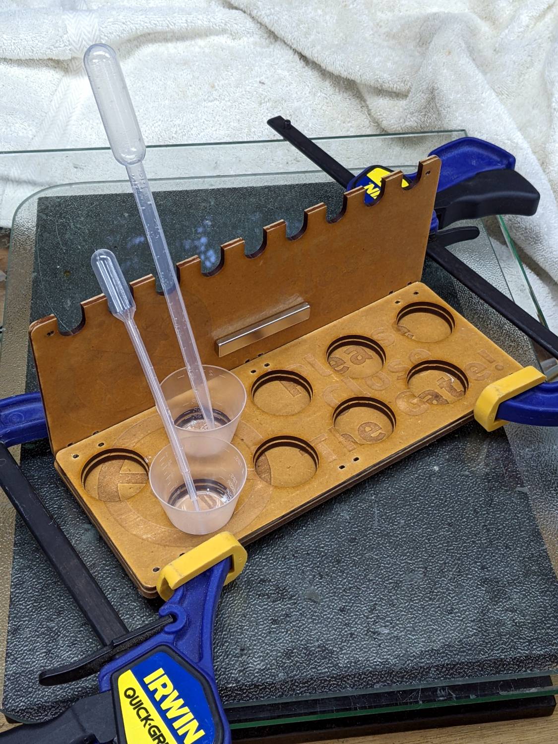 Epoxy Mixing Rack – The Smell of Molten Projects in the Morning