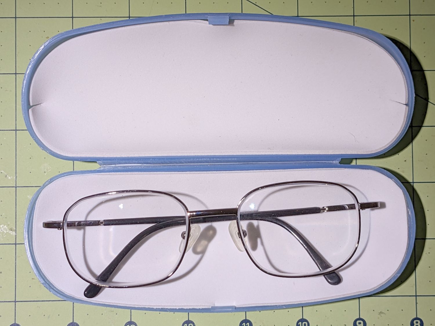 Eyeglass Case Padding – The Smell of Molten Projects in the Morning