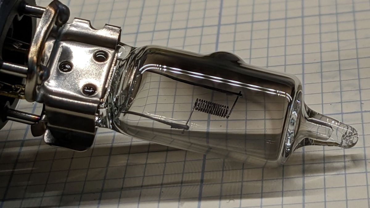 Subaru Forest High Beam Bulbs: Thermal Damage – The Smell of Molten ...