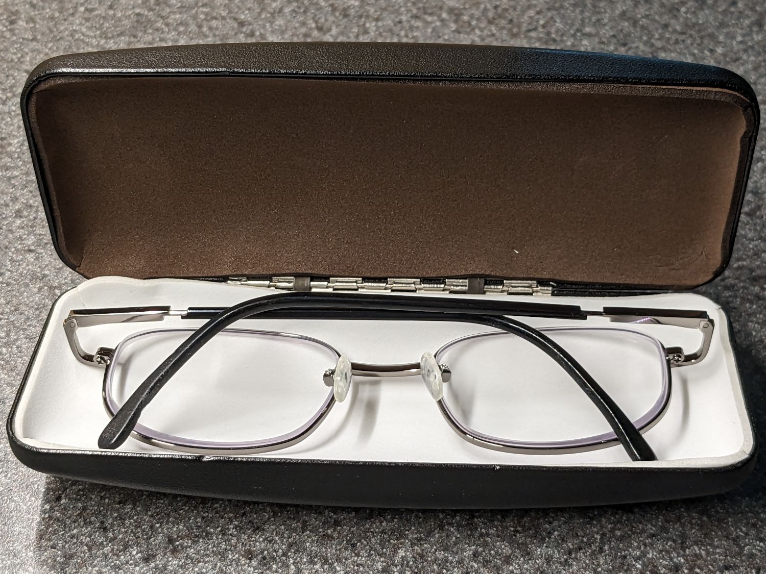 Eyeglass Case Padding Redux – The Smell of Molten Projects in the Morning