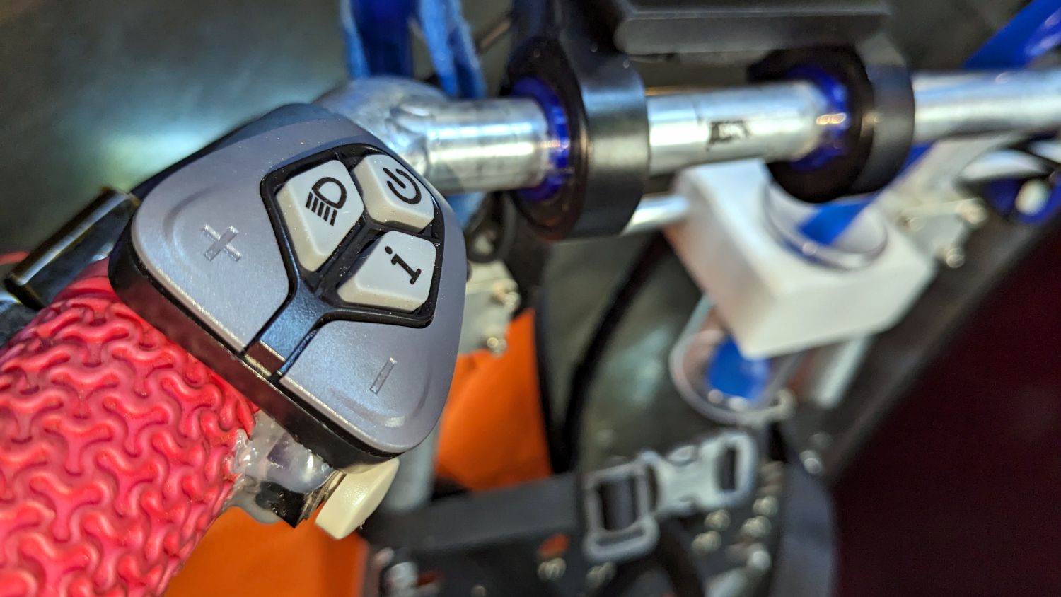 Tour Easy: DPC-18 Display Controls – The Smell of Molten Projects in ...