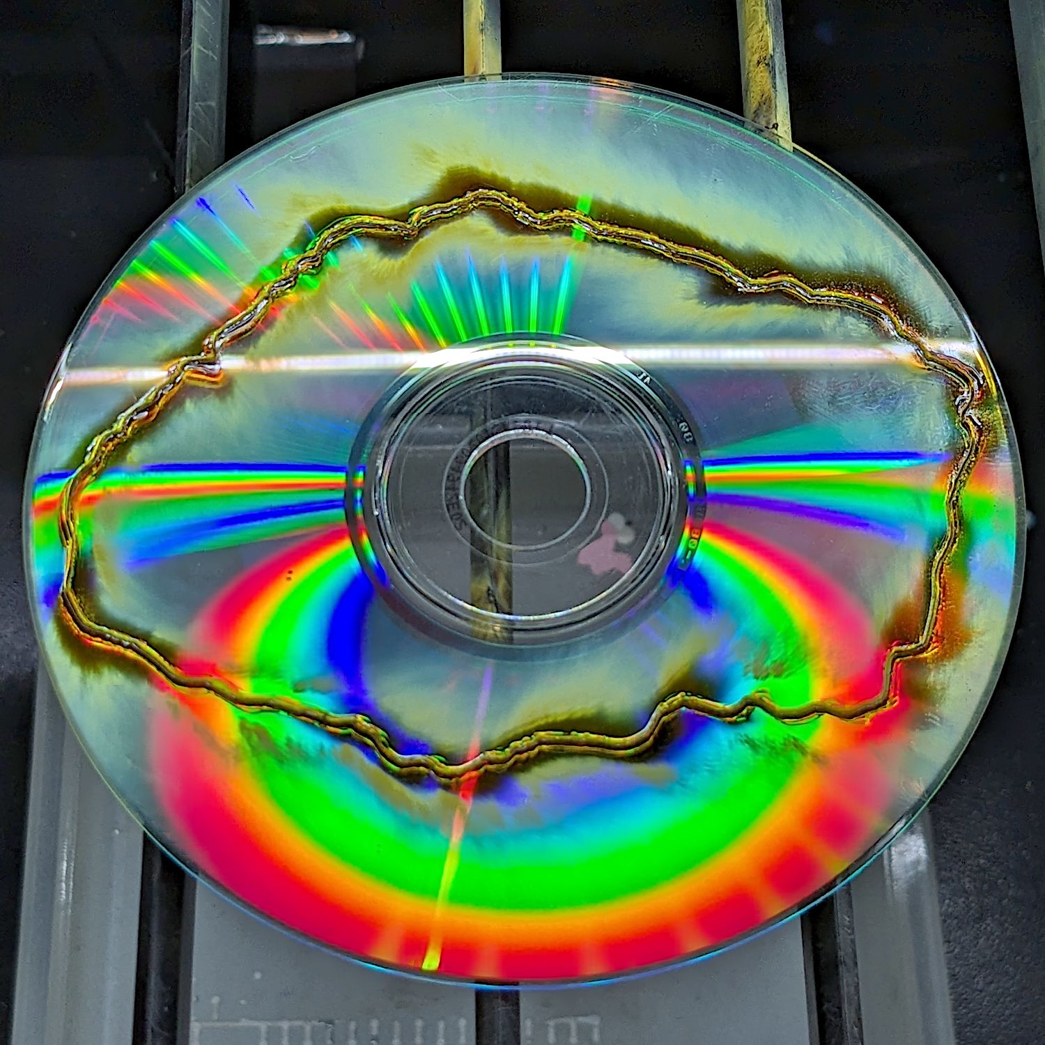 Laser Cutter: High Power Vectors vs. CD-Rs – The Smell of Molten ...