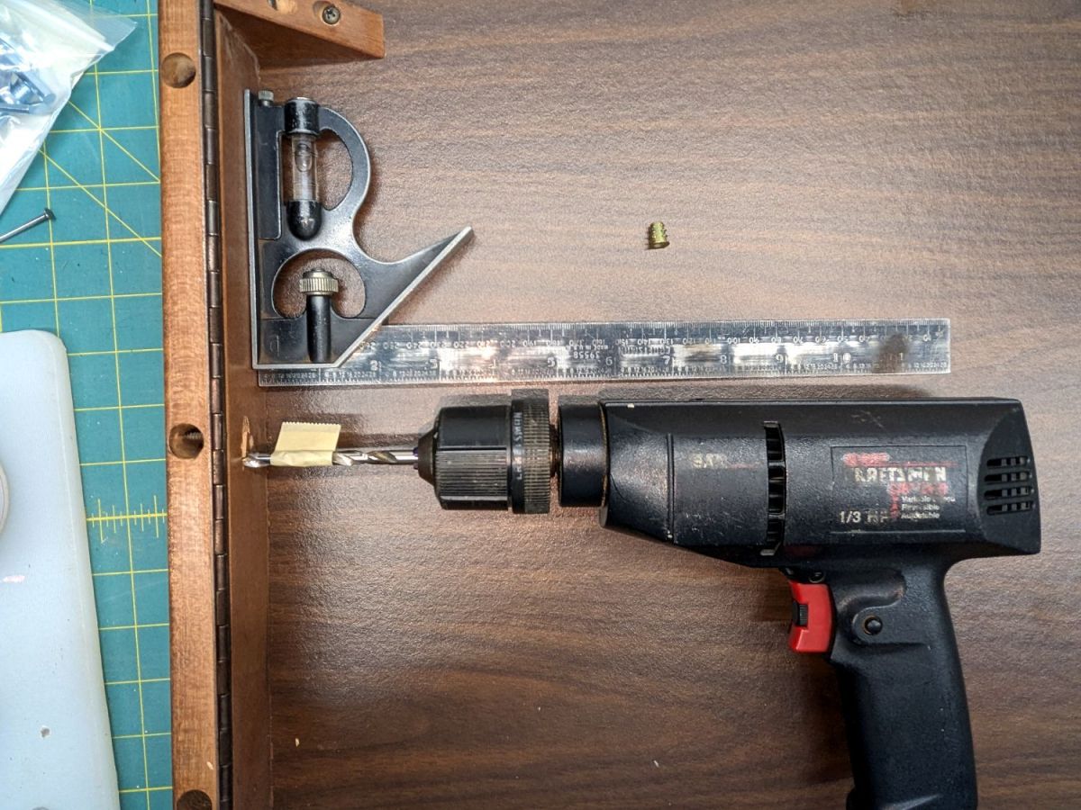 Sears Sewing Machine Table Latch Fix – The Smell of Molten Projects in ...