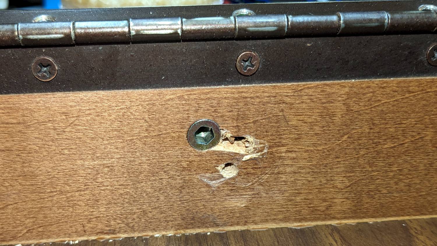 Sears Sewing Machine Table Latch Fix – The Smell of Molten Projects in ...