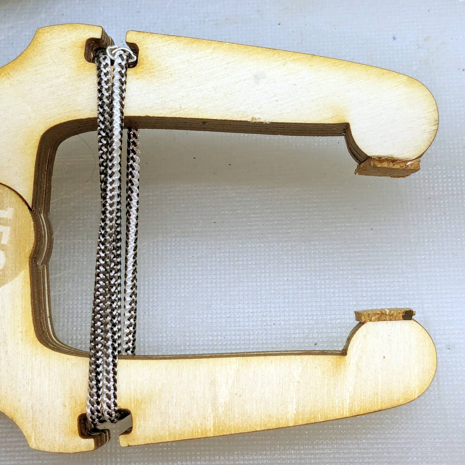 Plywood Clamp – The Smell of Molten Projects in the Morning