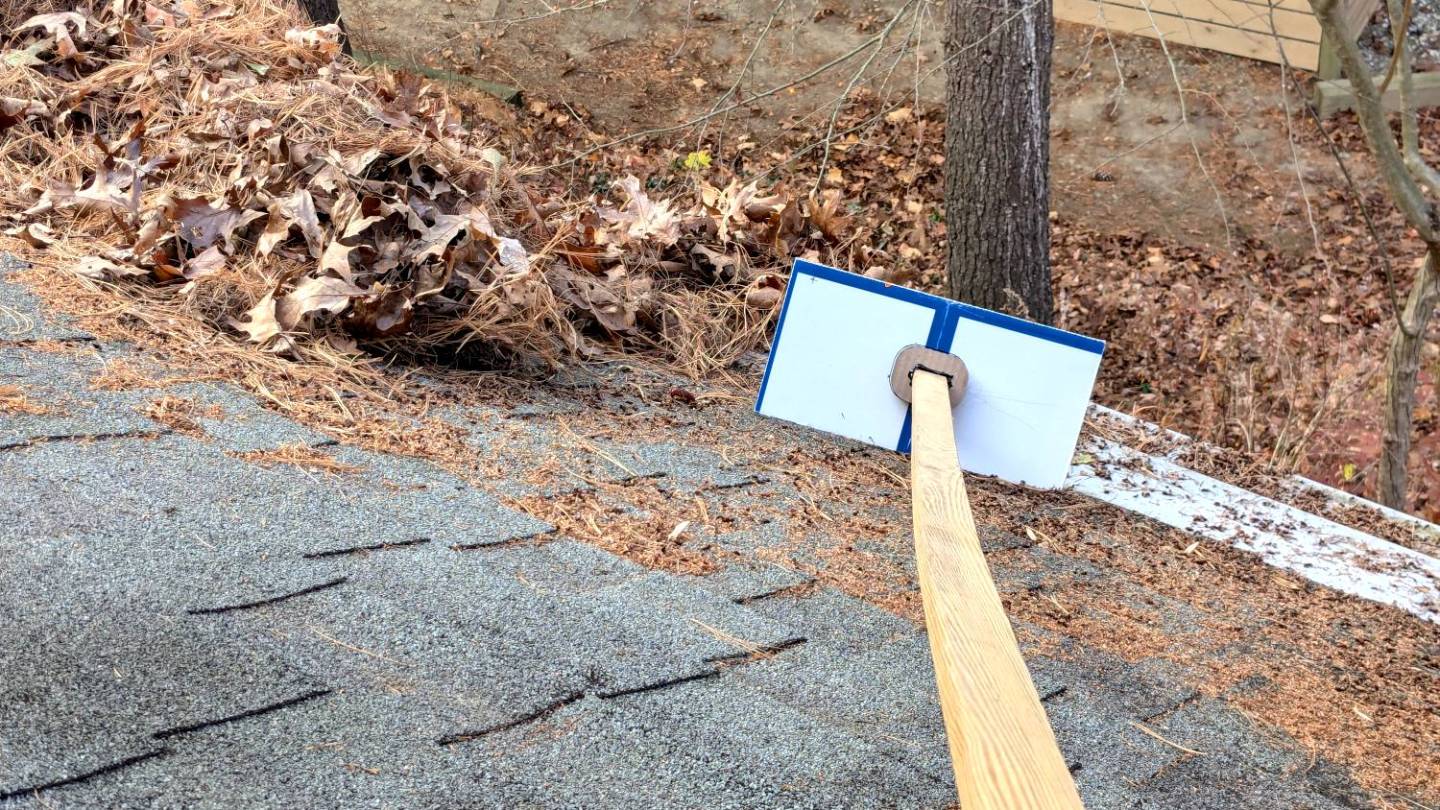 Roof Rake – The Smell of Molten Projects in the Morning