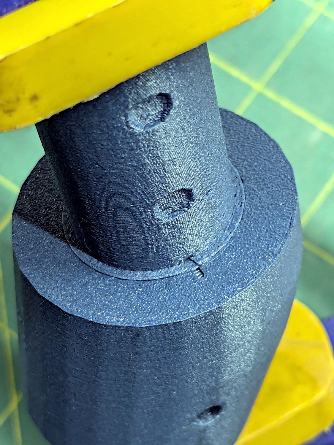 HQ Sixteen: Grip Angle Plug – The Smell of Molten Projects in the Morning