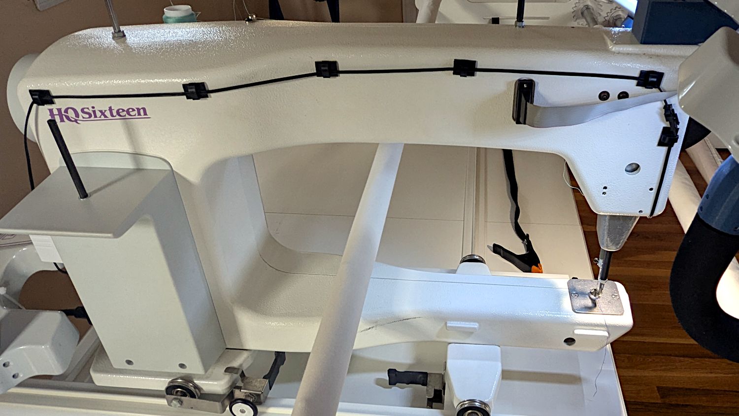 HQ Sixteen: Chin Light – The Smell of Molten Projects in the Morning